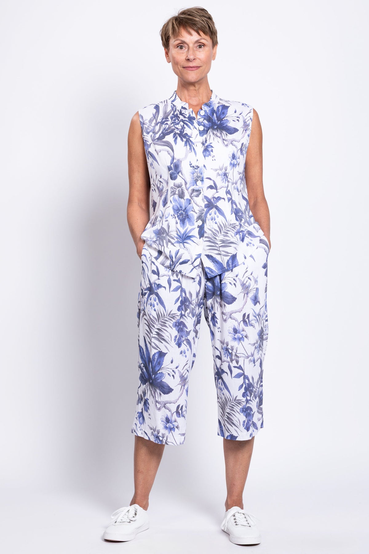 Debbie Tank, Peri Palm, Linen Bamboo – LTD USA WEBSITE BLUE SKY