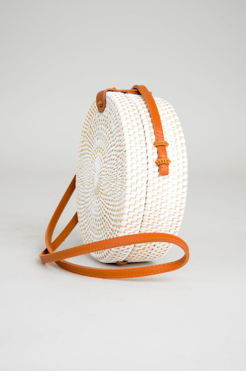 Round Rattan Purse, White large – LTD USA WEBSITE BLUE SKY
